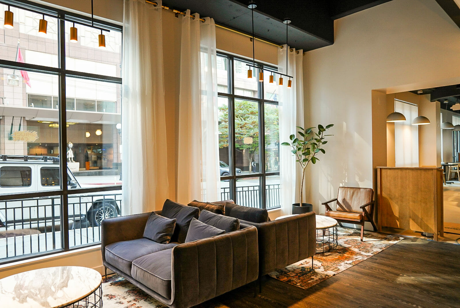Where to Eat (and Where to Stay!) on Your Next Trip to Downtown Seattle ...