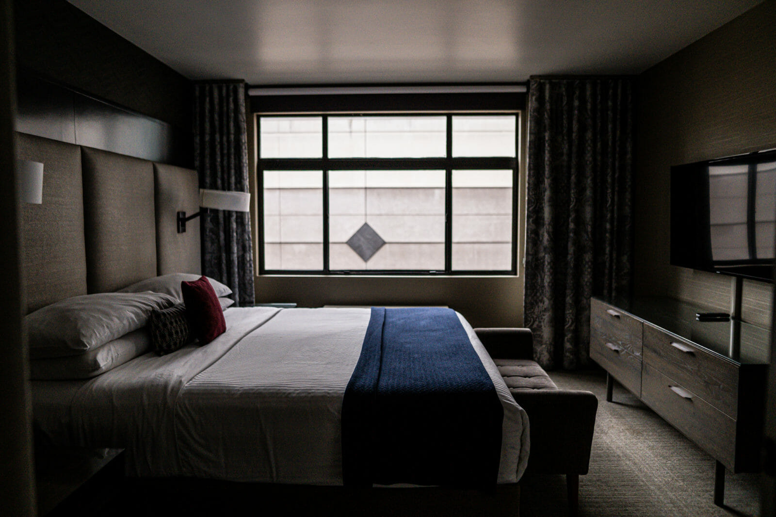 Where to Eat (and Where to Stay!) on Your Next Trip to Downtown Seattle ...