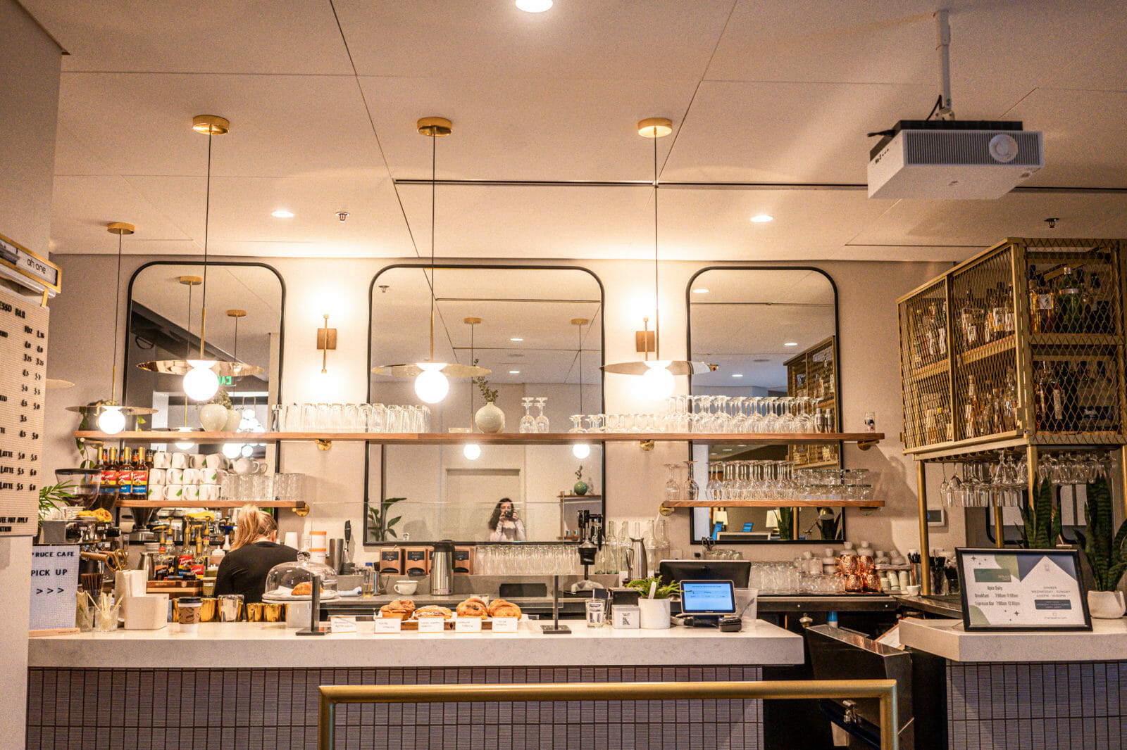Where to Eat (and Where to Stay!) on Your Next Trip to Downtown Seattle ...